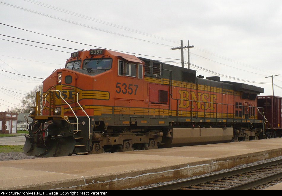 BNSF 5357